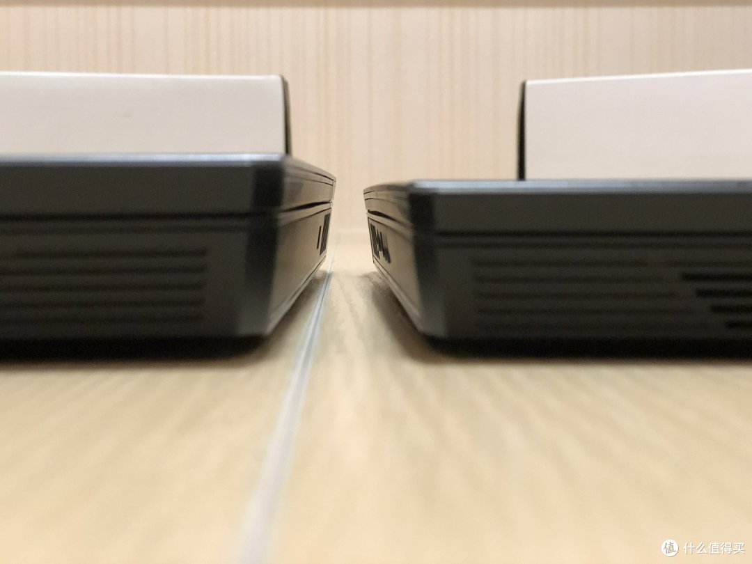 Alienware 外星人 2018 15 R4 游戏笔记本 & 17 R5 简单对比_游戏本_什么值得买