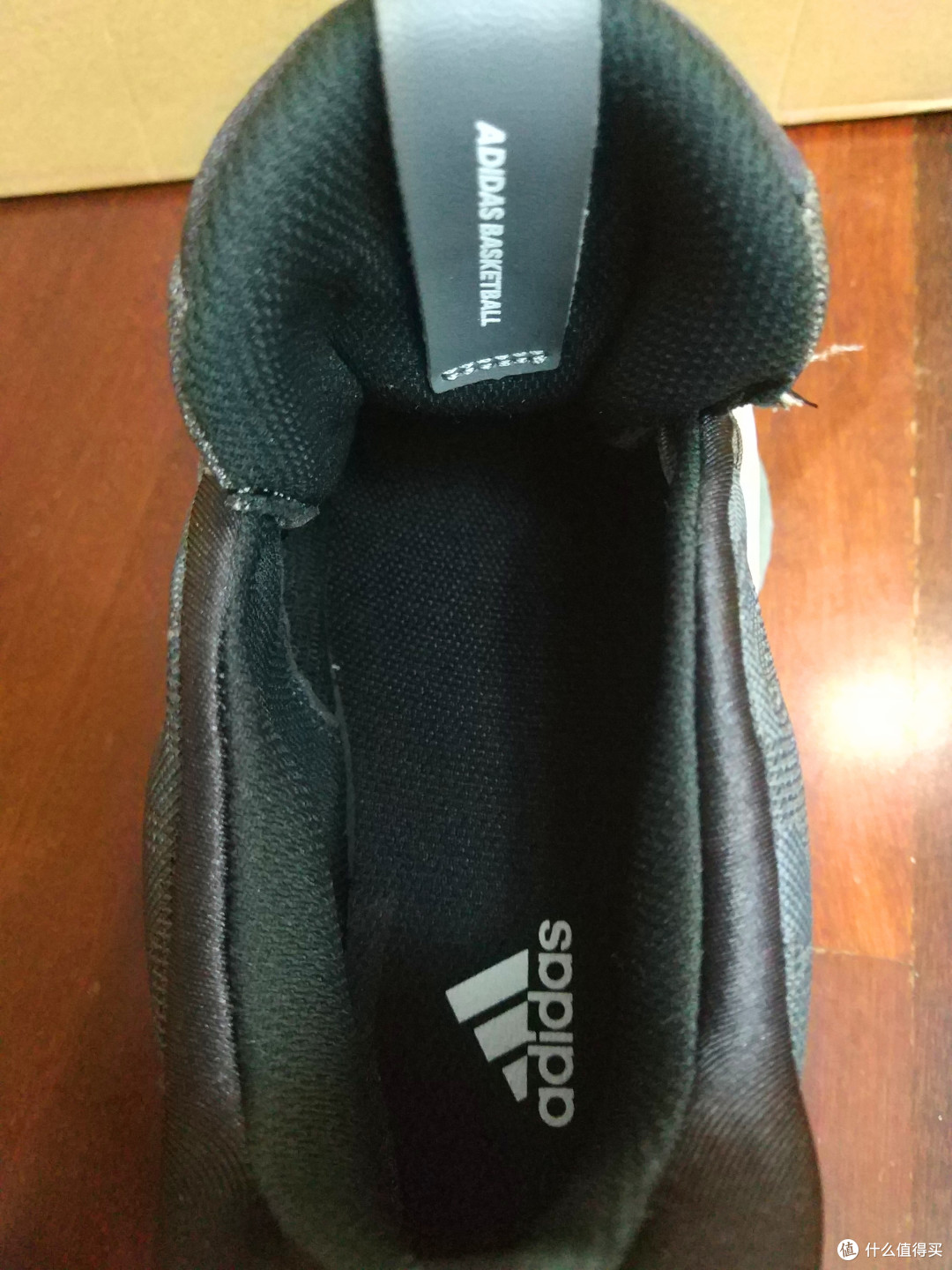 阿迪达斯 Adidas EXPLOSIVE FLASH篮球群开箱晒物_篮球鞋_什么值得买