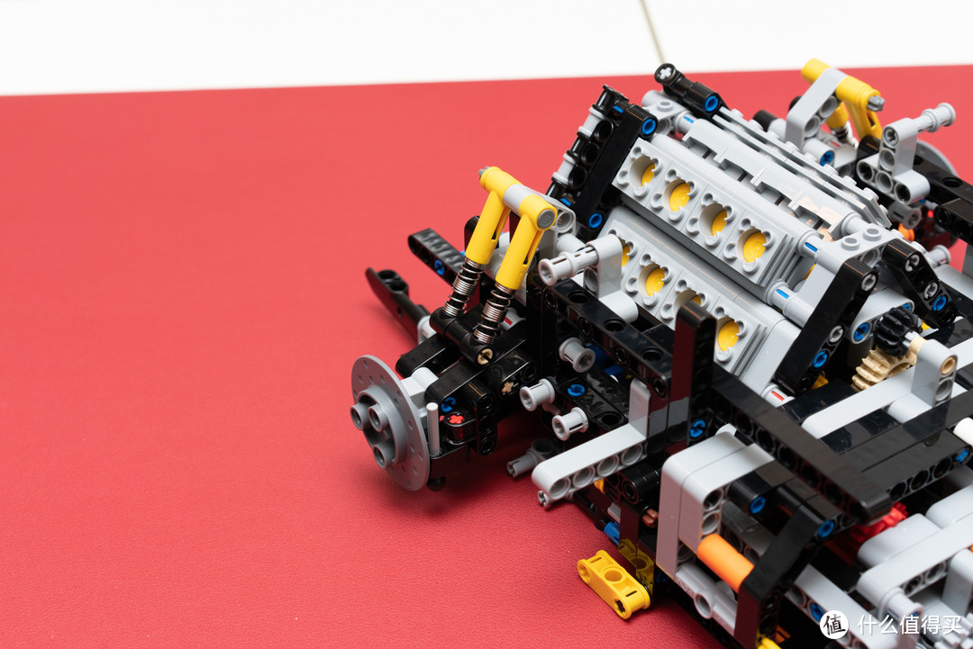 速度与性能的激情、科技与玩具的融合：LEGO 42083 Bugatti-Chiron（布加迪奇龙车模）评测_玩具_什么值得买