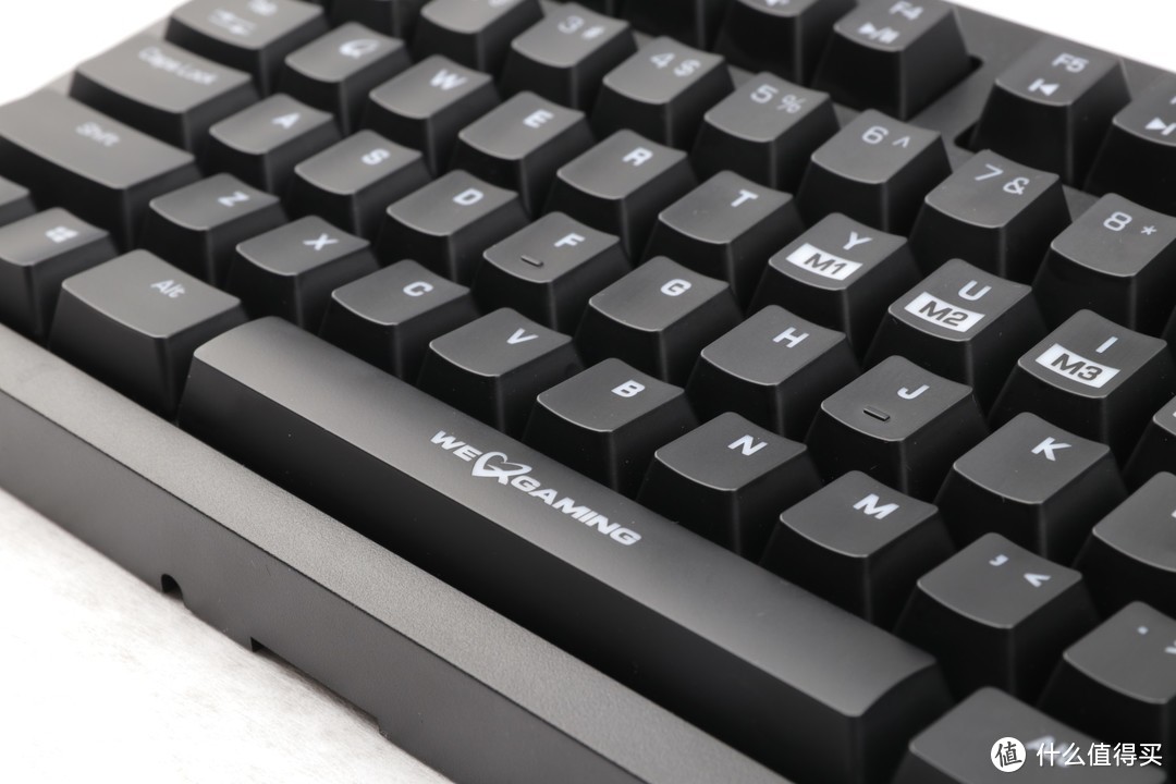 直接用水冲，最简单粗暴的键盘清洁方式 QPAD KO-90 RGB电竞键盘_键盘_什么值得买