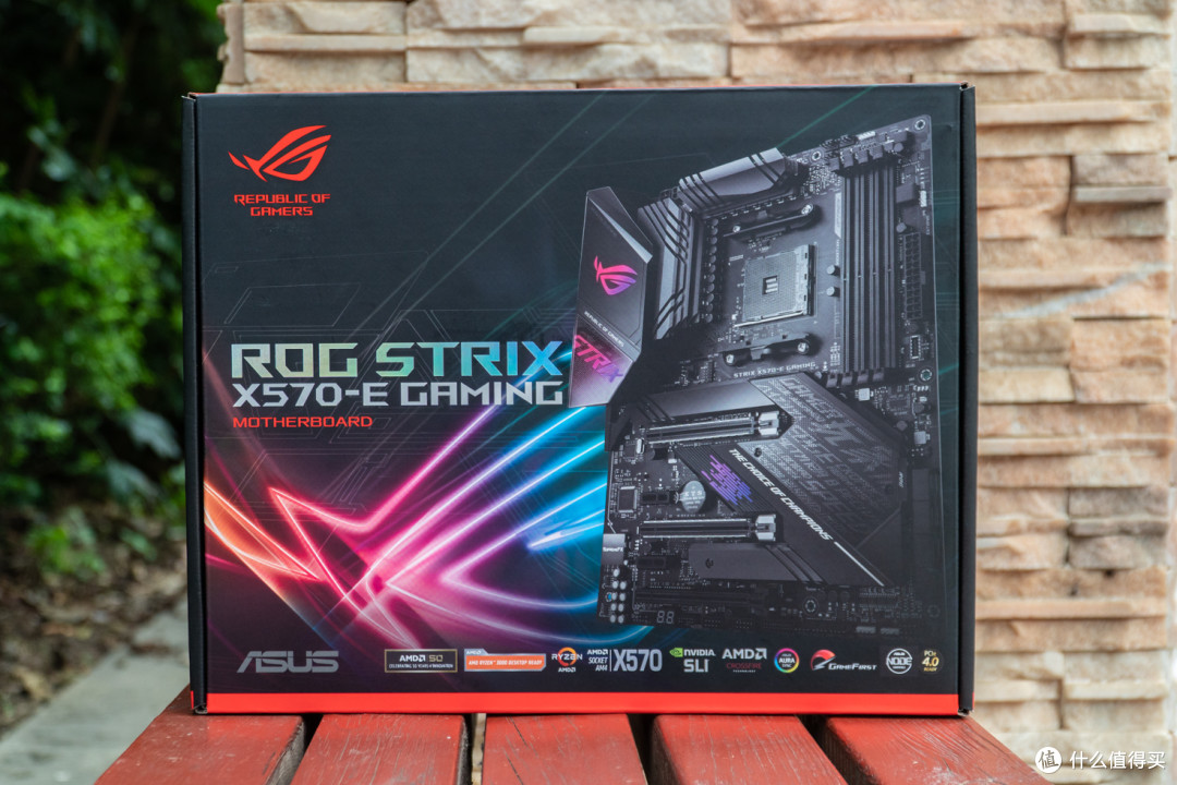玩家国度 Strix X570-E Gaming 主板开箱简测_主板_什么值得买