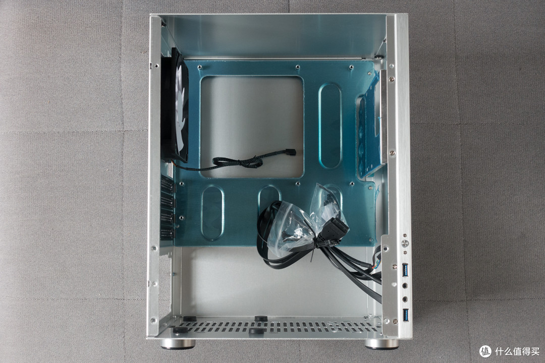 闷罐？——jonsbo C3全铝机箱 晒物_机箱_什么值得买