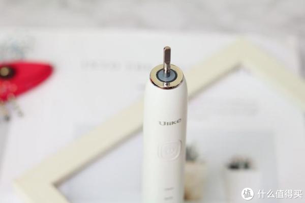 【Ulike UB602声波电动牙刷外观展示】刷毛|底部|配件|刷头_摘要频道_什么值得买