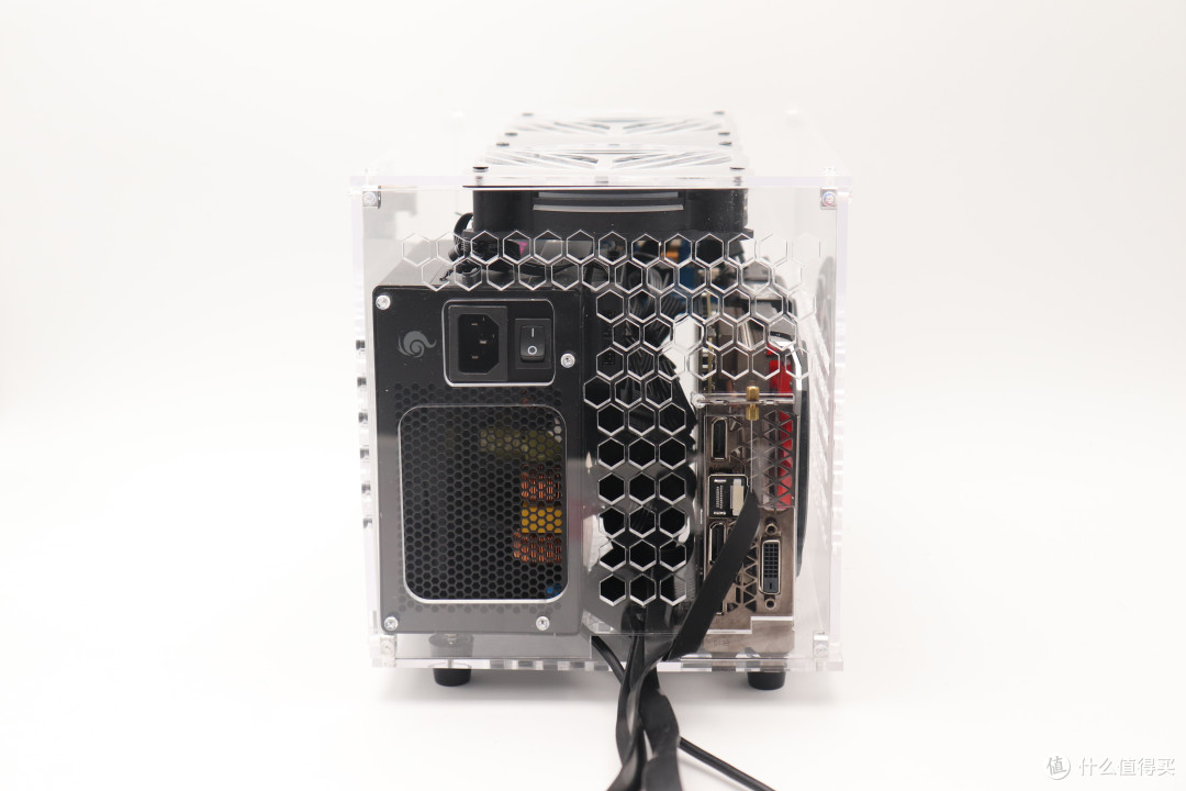 DIY 想把小姐姐装进机箱没有合适的机箱怎么办，那就自制亚克力机箱吧！内附材料说明_机箱_什么值得买