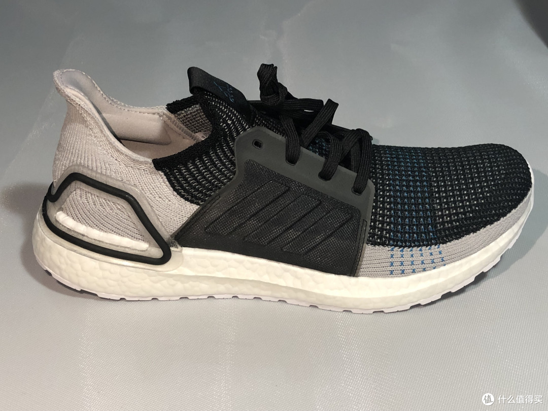 我的第一双UB——304元的Adidas 阿迪达斯 UltraBOOST 19抢购经历及开箱_跑鞋_什么值得买
