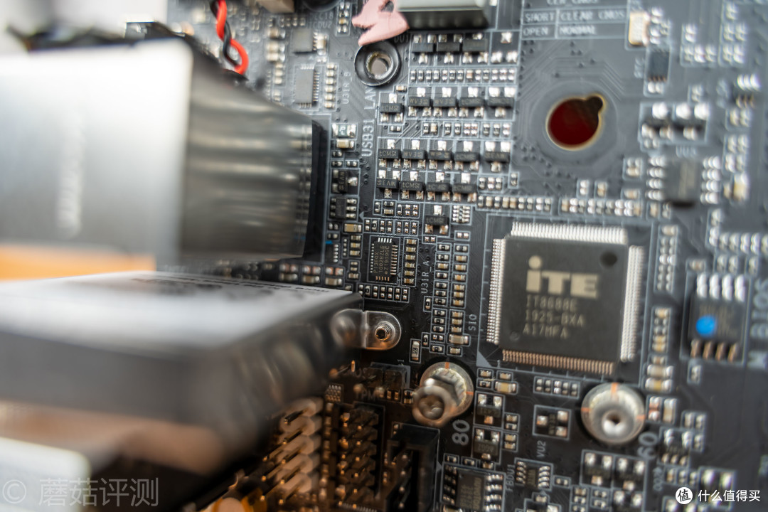 稳坐X570 ITX主板的头把交椅——技嘉X570 I AORUS Pro Wifi主板 拆解赏析_主板_什么值得买