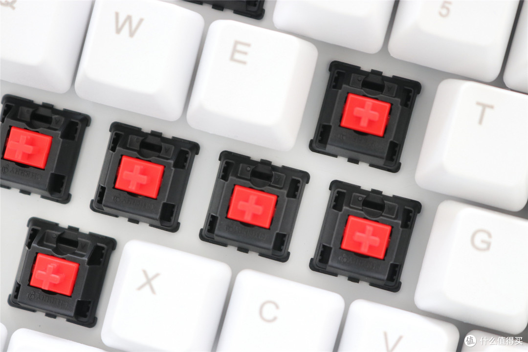 配置升级，入门好选择，GANSS高斯C系列GS104-C机械键盘体验_键盘_什么值得买
