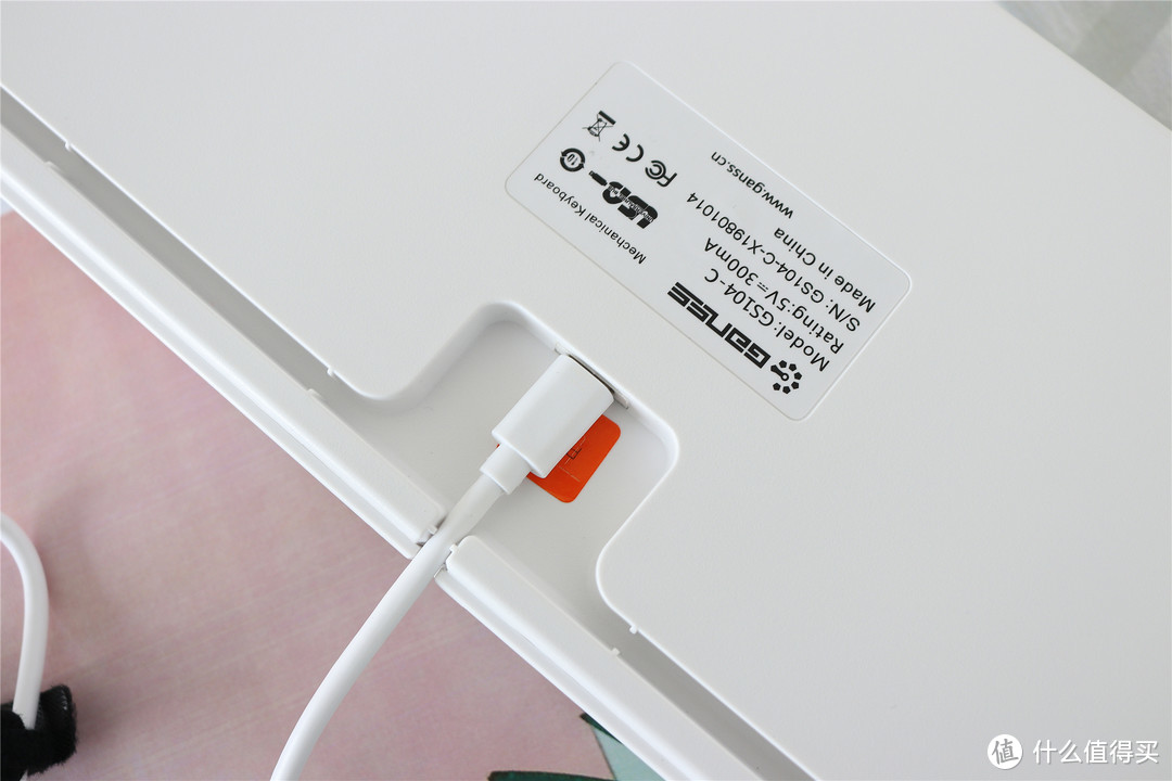 配置升级，入门好选择，GANSS高斯C系列GS104-C机械键盘体验_键盘_什么值得买