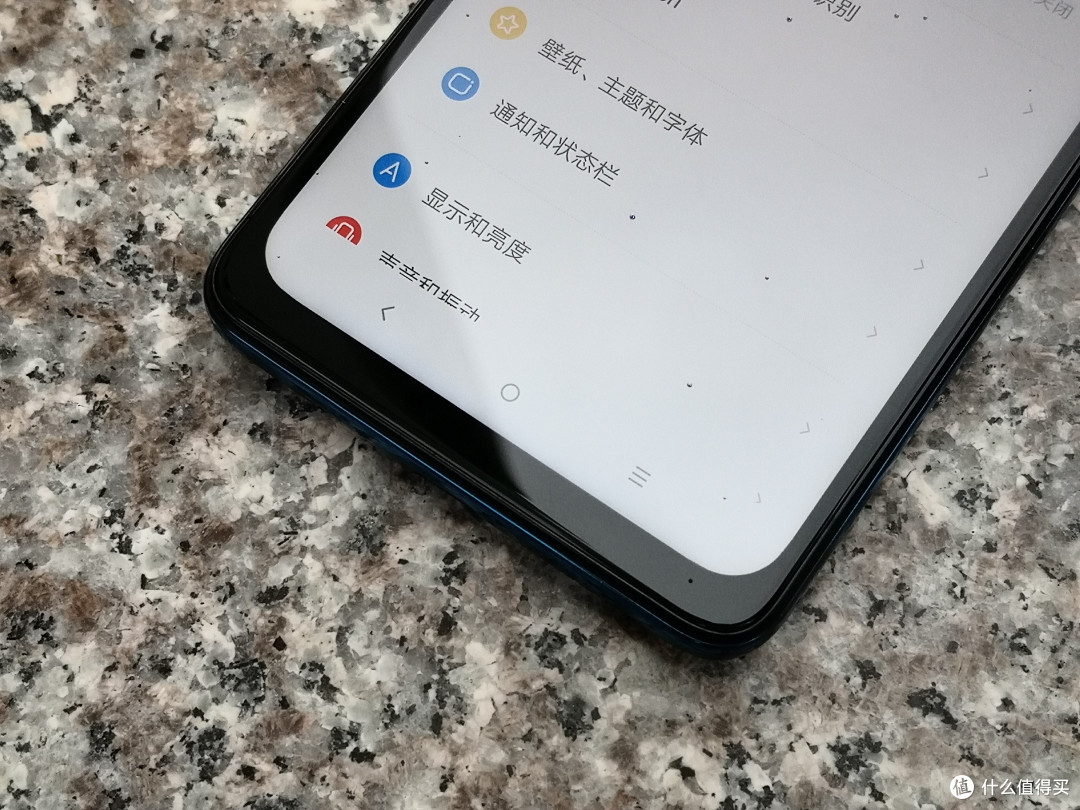 MOTO P50上手体验：情怀不在，只剩下LOGO了_手机_什么值得买