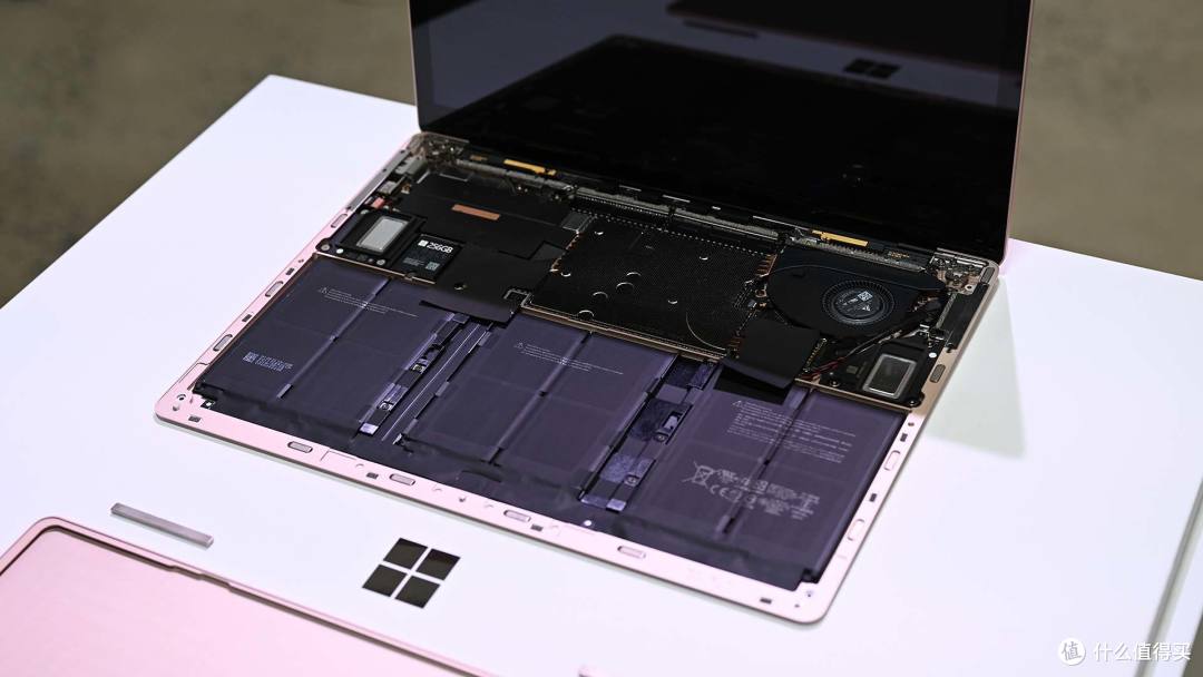 “这该如何是好”：微软新Surface Laptop 3很容易拆解，但硬盘不可自行升级_笔记本电脑_什么值得买