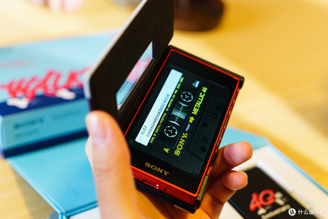 40周年纪念款Walkman究竟如何？小小值奉上现场上手实拍体验 看完再下单也不迟_随身播放器_什么值得买