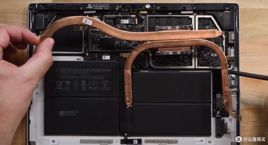 iFixit拆解：Microsoft 微软 Surface Pro 7 极难修复 仅为1分_平板电脑_什么值得买