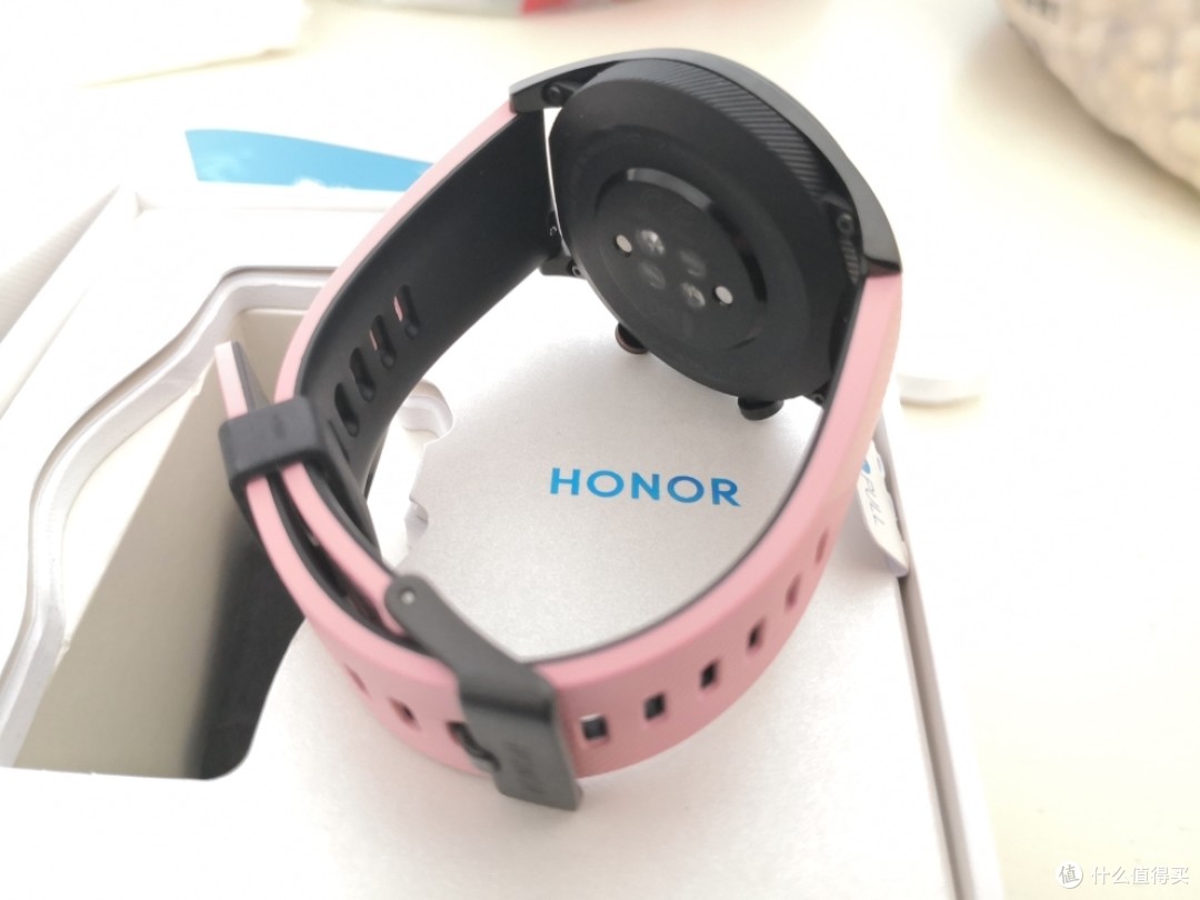 399荣耀magic watch 1代简单开箱_智能手表_什么值得买