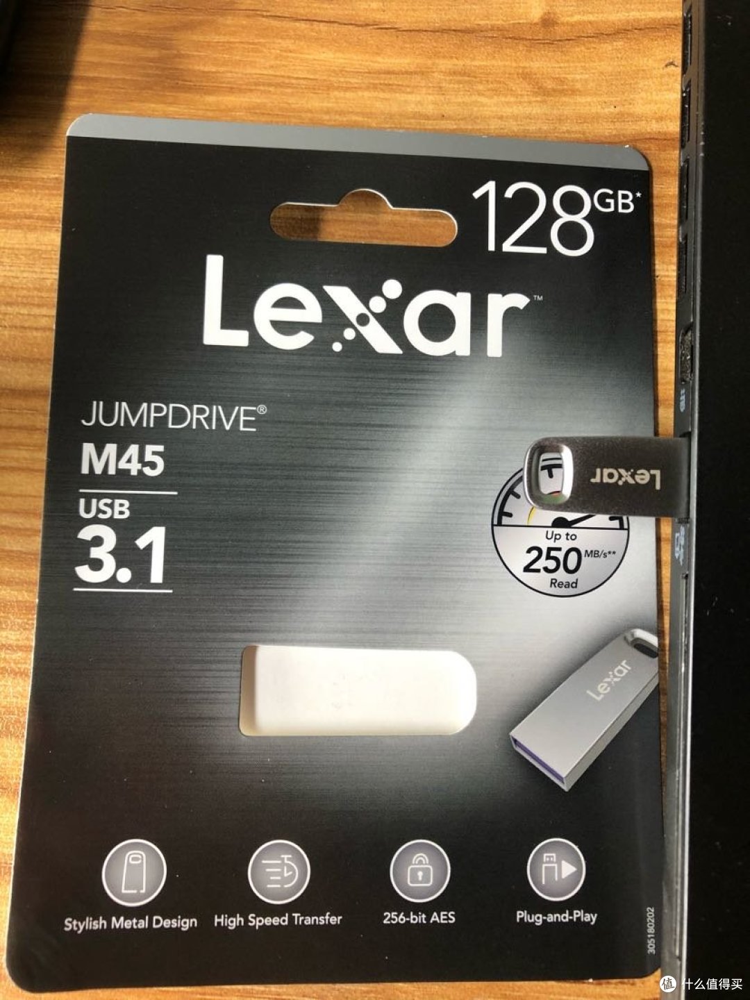 没想到这是一款4K速度胜过cz880的U盘_U盘_什么值得买