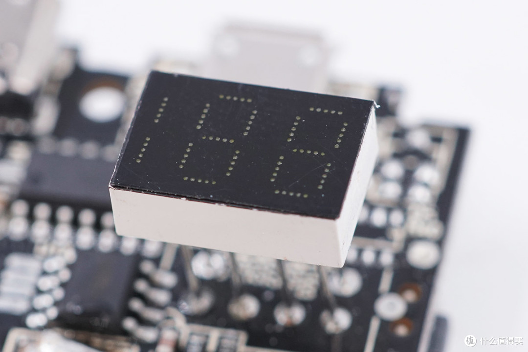 拆解报告：aigo 20000mAh 18W PD双向快充移动电源F20000PD_移动电源_什么值得买