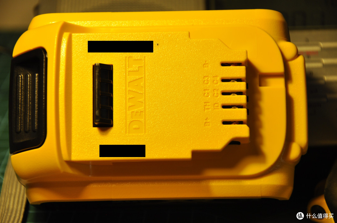 得伟DCD708开箱评测，新一代20V锂电钻能带给你什么样的使用体验？_电钻_什么值得买