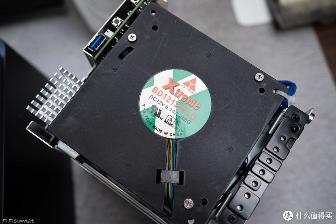 经典性价比机型再升级：TS-453Dmini 2.5GbE NAS拆解体验_NAS存储_什么值得买