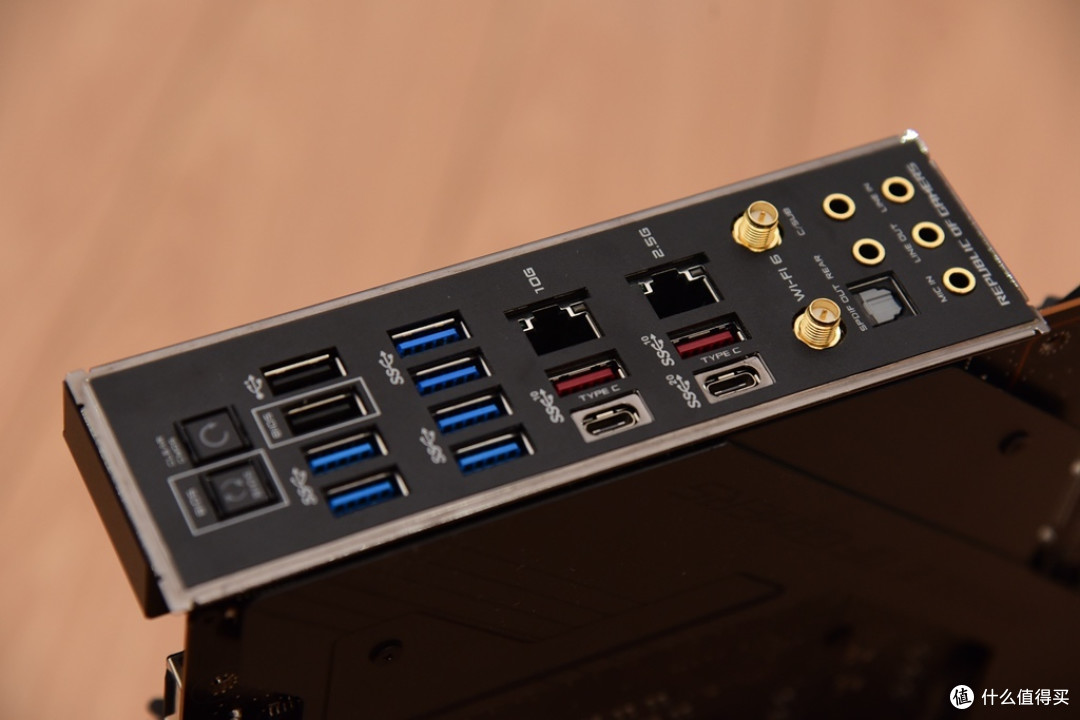 10900K到底有多热？—能不能只用风冷,不用水冷？！_电脑配件_什么值得买