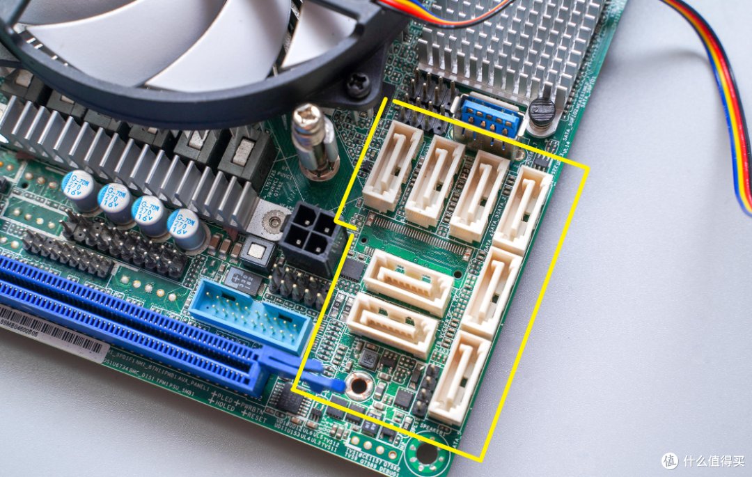 组装一台小巧的8盘位万兆NAS，参考翼王使用永擎C236主板，E3是否还值得下手？_NAS存储_什么值得买