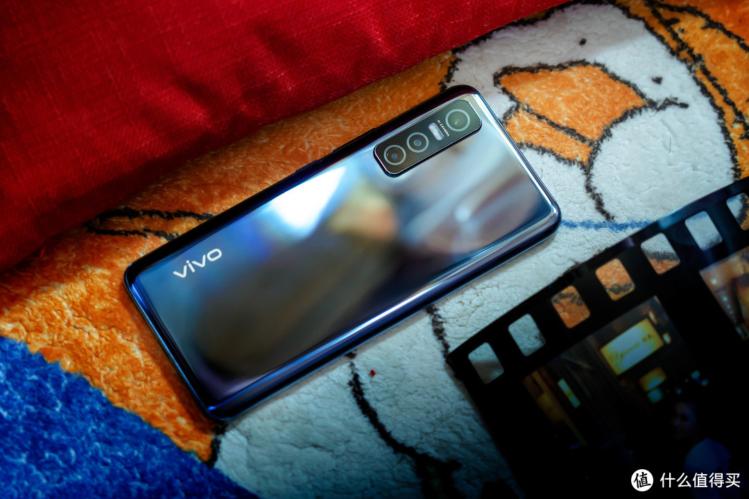 vivo Y73s 5G版评测：轻装上阵，简约不简单_安卓手机_什么值得买