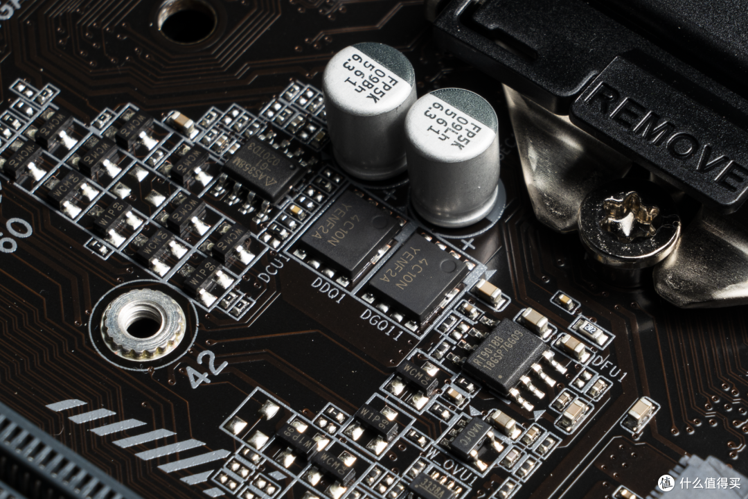 披着 B460 皮的 H470，技嘉 B460M DS3H V2 拆解评测_电脑配件_什么值得买