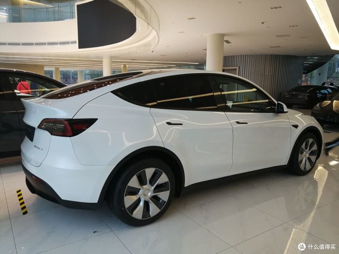 2021款Model Y开箱体验_汽车整车_什么值得买