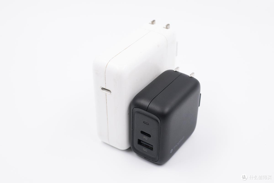 1C1A万金油接口配置，mophie 65W氮化镓充电器评测_充电器_什么值得买