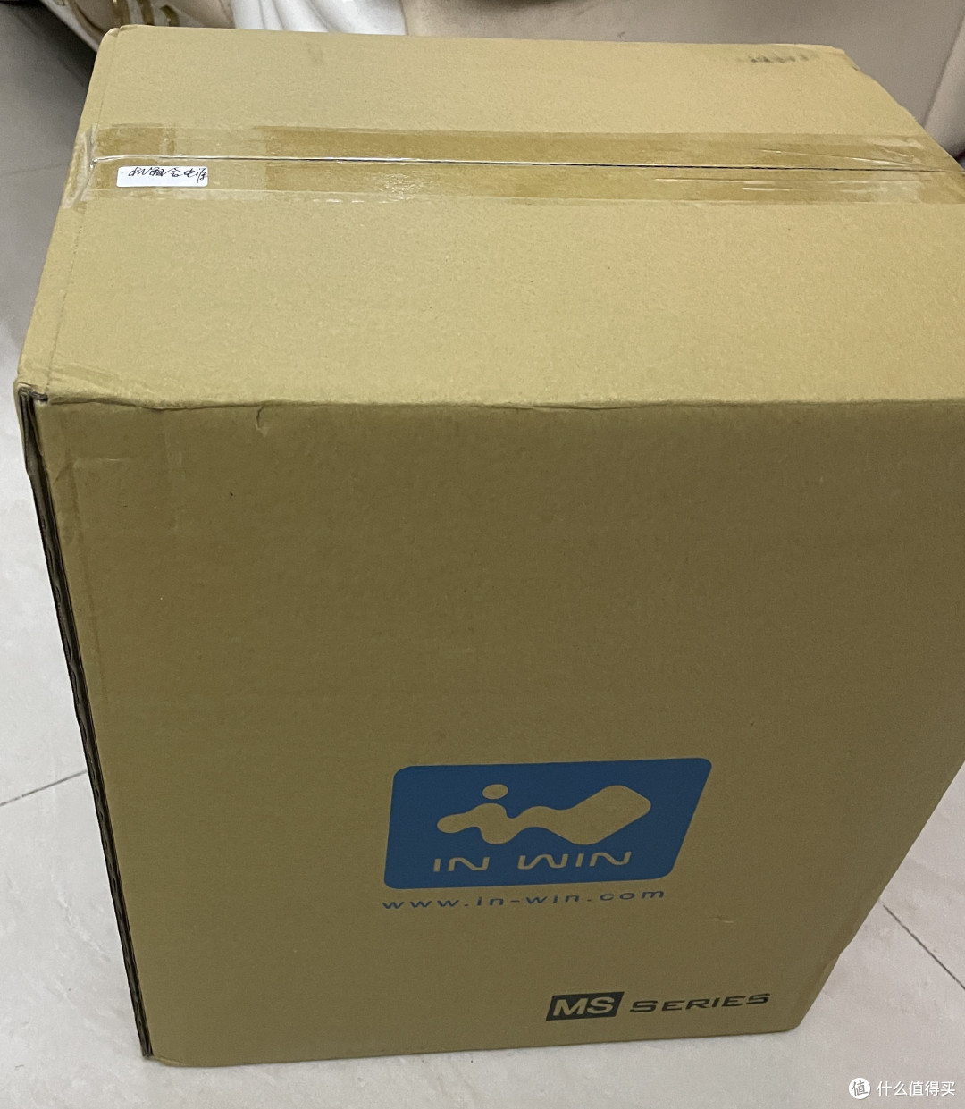 迎广（IN WIN）MS04 NAS机箱 开箱、搬装与坑爹散热限高改造_机箱_什么值得买