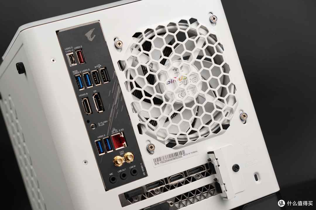 [我的桌面炫彩小白] 迎广 A1 Plus 装机体验_电脑配件_什么值得买