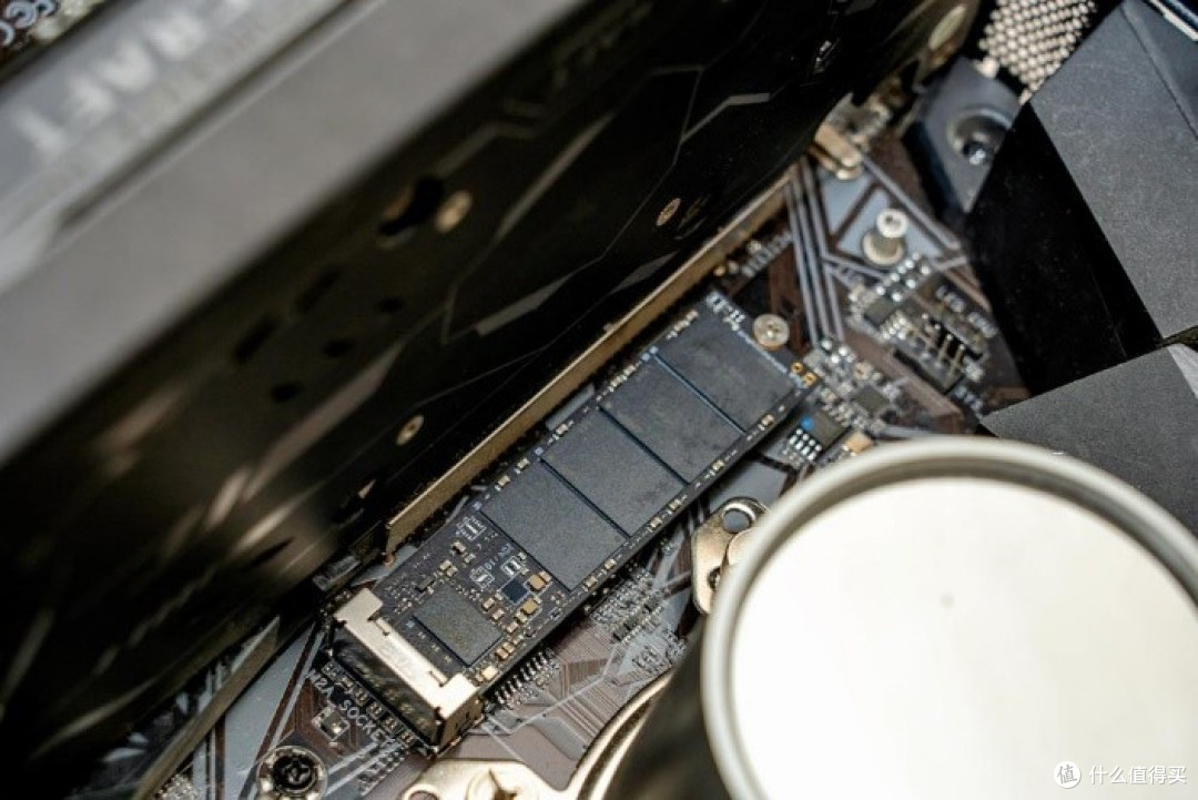 大华C900 PLUS NVMe固态硬盘评测：超高性能外加十年超长质保_固态硬盘_什么值得买