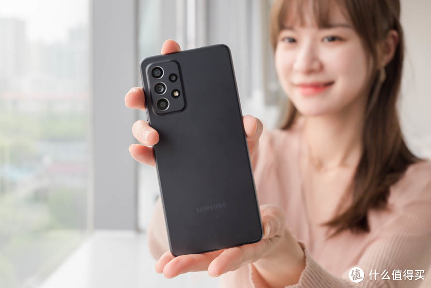 三星Galaxy A52 5G测评：体验至上，有高刷也有高像素_手机_什么值得买