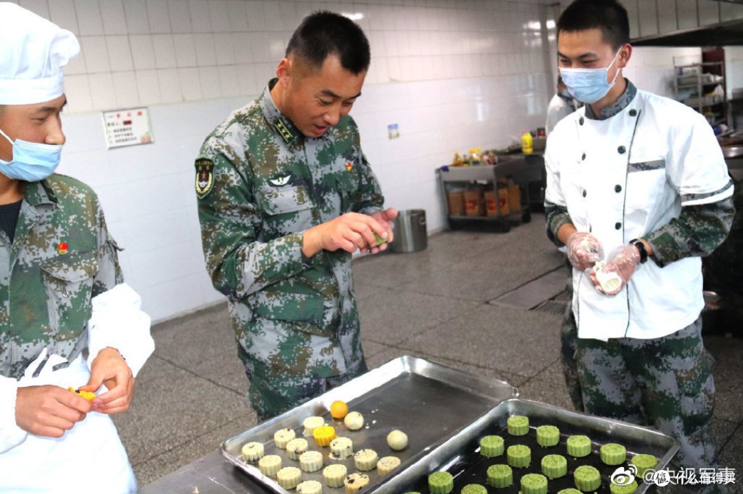 “舌尖”上的部队伙食，兵哥哥的厨艺堪比大饭店，真了不起_生鲜食品_什么值得买