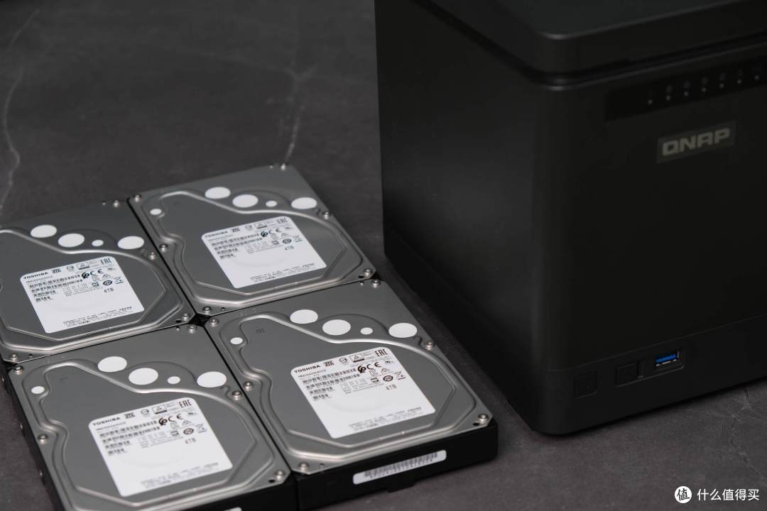 NAS小白进阶大神，好用Docker保姆级教程丨威联通453Dmini&东芝硬盘MN系列体验_NAS存储_什么值得买