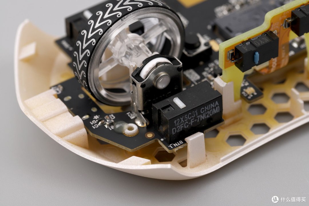 终极鼠标的含金量，Finalmouse Starlight-12 Zeus拆解_鼠标_什么值得买