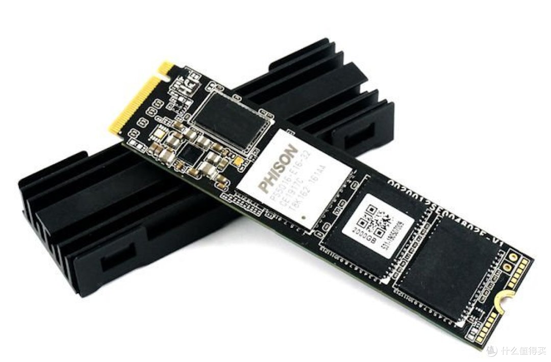 群联发布PCIe 5.0 SSD主控，带宽翻番连读有望达14GB/s_固态硬盘_什么值得买
