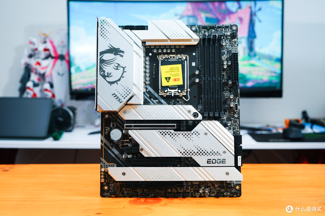 微星Z690 DDR4刀锋钛怎么样 微星Z690 DDR4刀锋钛首发开箱_什么值得买