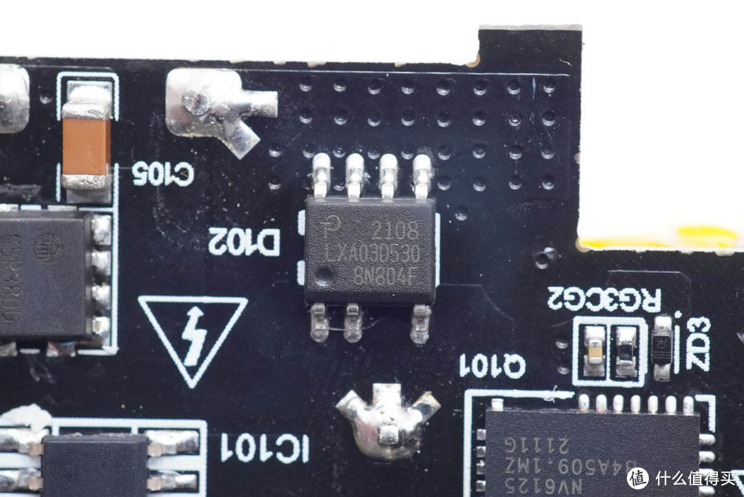 拆解报告：Baseus倍思100W 2C2A氮化镓二代快充CCGAN100UC_充电器_什么值得买