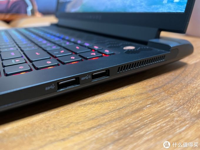 外星人ALIENWARE m15 R6怎么样 外星人ALIENWARE m15 R6评测_什么值得买