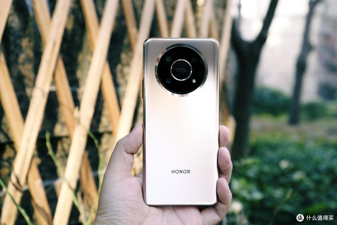 荣耀X30首发评测：120Hz高刷新率、66W超级闪充、94%屏占比直屏，售价1499元起_安卓手机_什么值得买