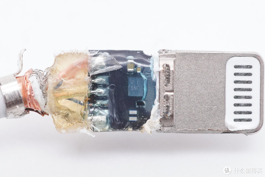 拆解报告：Apple苹果新版C94 USB-C to Lightning线_充电器_什么值得买