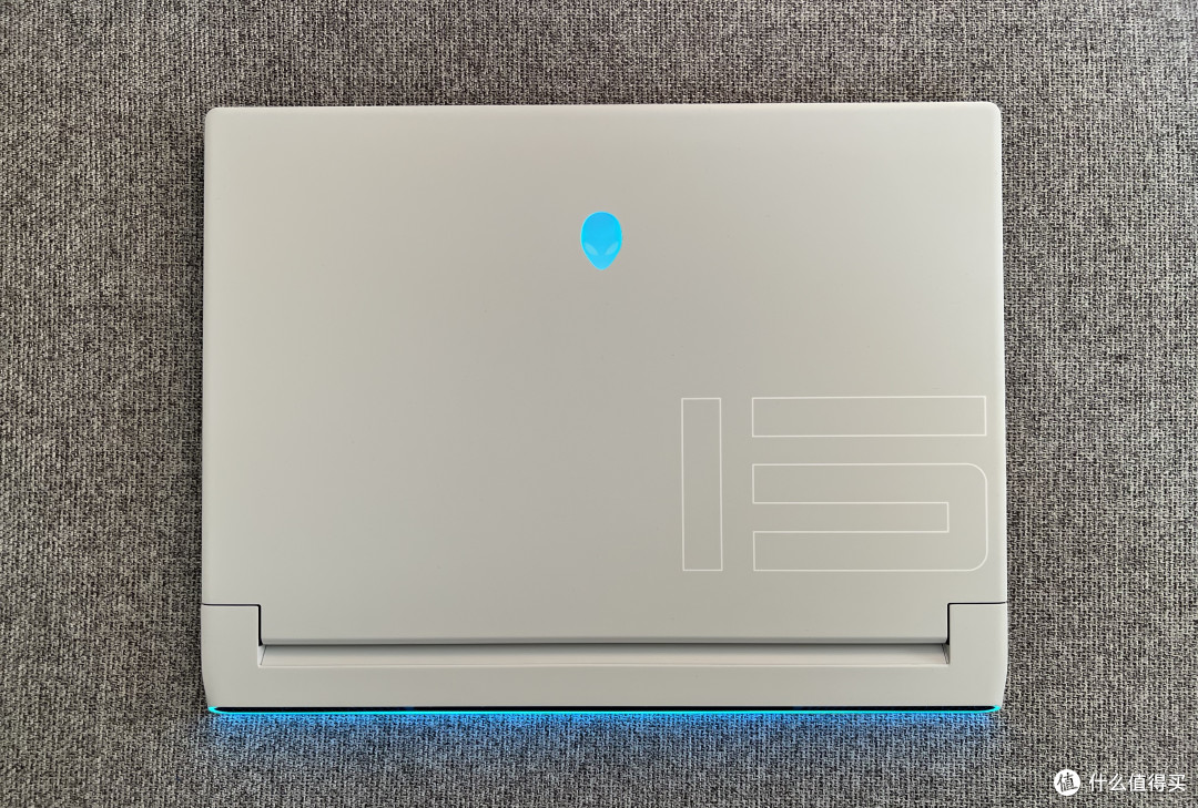 性能和仪式感拉满的游戏利器，外星人 Alienware X15 R1 游戏笔记本到站秀_游戏本_什么值得买