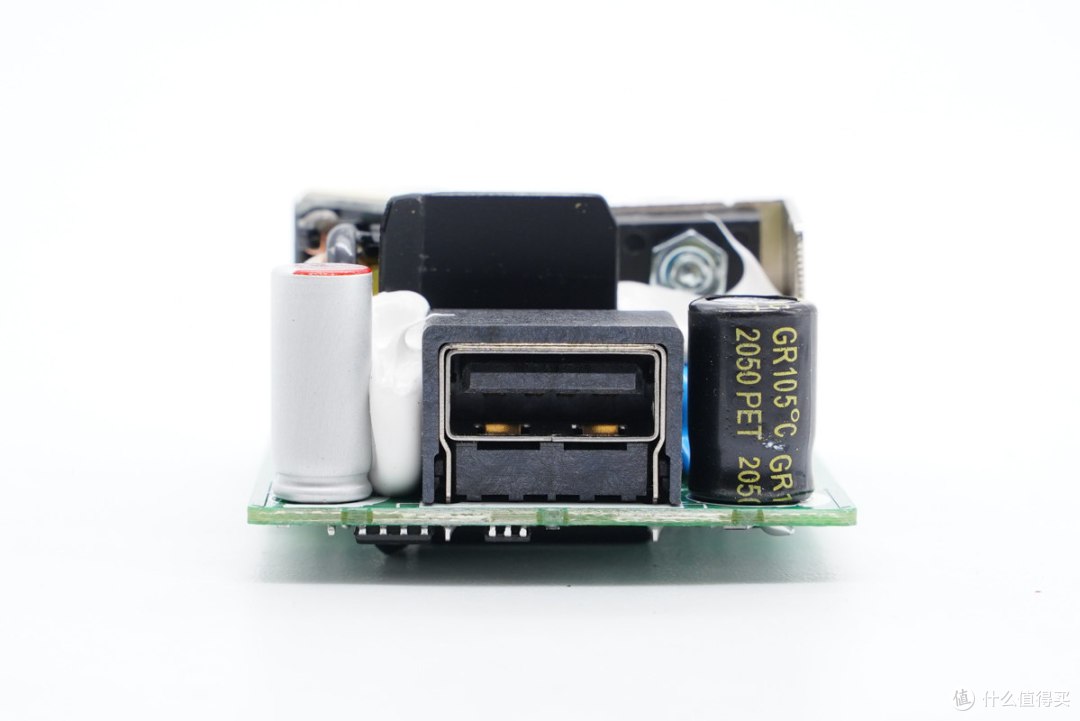 拆解报告：MOTOROLA摩托罗拉Edge S30原装33W充电器MC-338_充电器_什么值得买