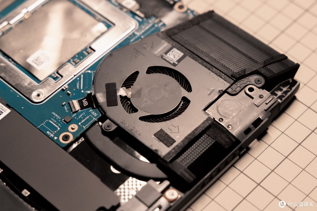 有的不只是信仰 — Alienware X14体验评测_笔记本电脑_什么值得买