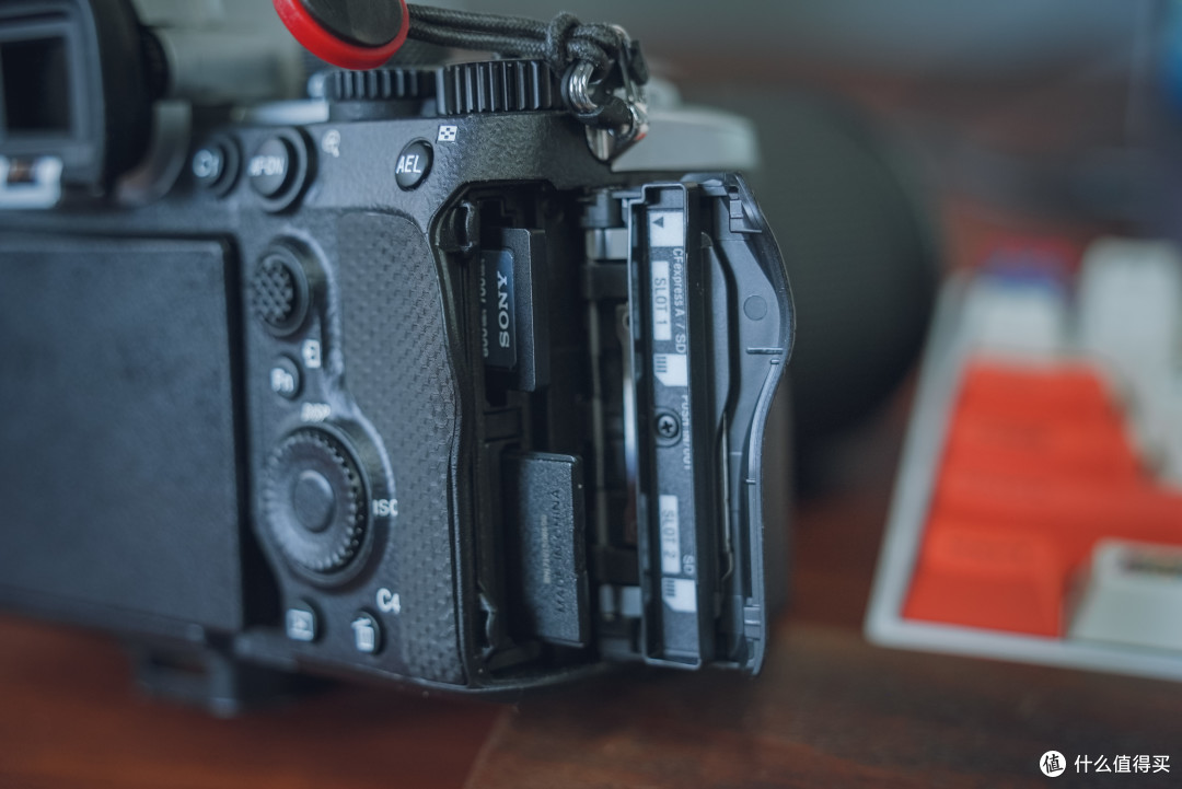 最适合索尼 A7M4 的存储卡清单大比拼：V30 V60 SD 卡 TypeA 卡_单电相机_什么值得买