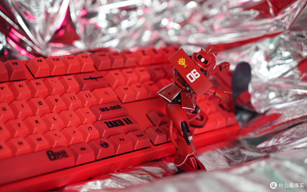 原来是你，红色彗星！ikbc红扎古联名机械键盘开箱_键盘_什么值得买