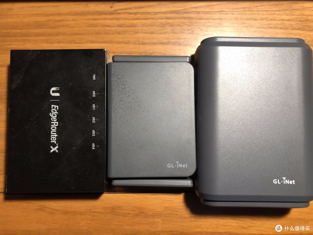 随心评测 篇六：GL-iNet AXT1800 便携路由器开箱评测_路由器_什么值得买