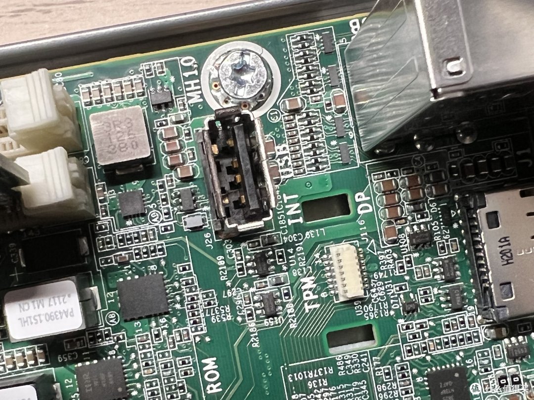 HPE Gen10 Plus 开箱和使用_NAS存储_什么值得买