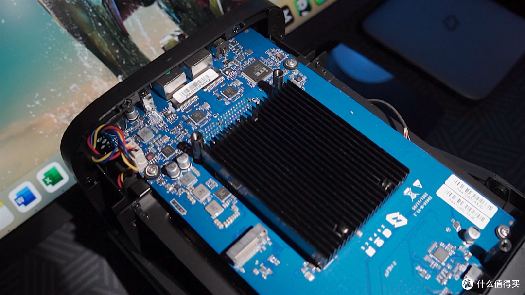 支持Docker的NAS，才算是完全体！极空间新Z4升级不只是一点点！_NAS存储_什么值得买