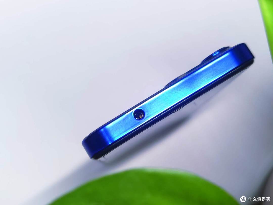 乐视 Y2 Pro轻评测：国产芯性能惊喜、鸿蒙核续航更久，无愧入门机！_手机通讯_什么值得买