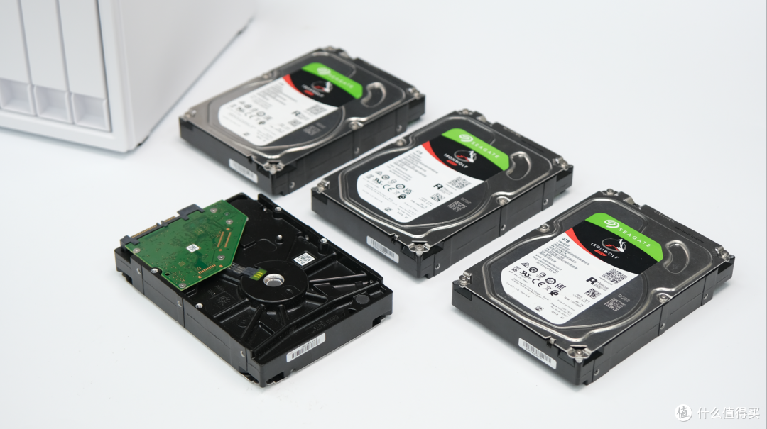 谁不想拥有10万本电子书？威联通Docker版本Talebook书库部署教程！_NAS存储_什么值得买